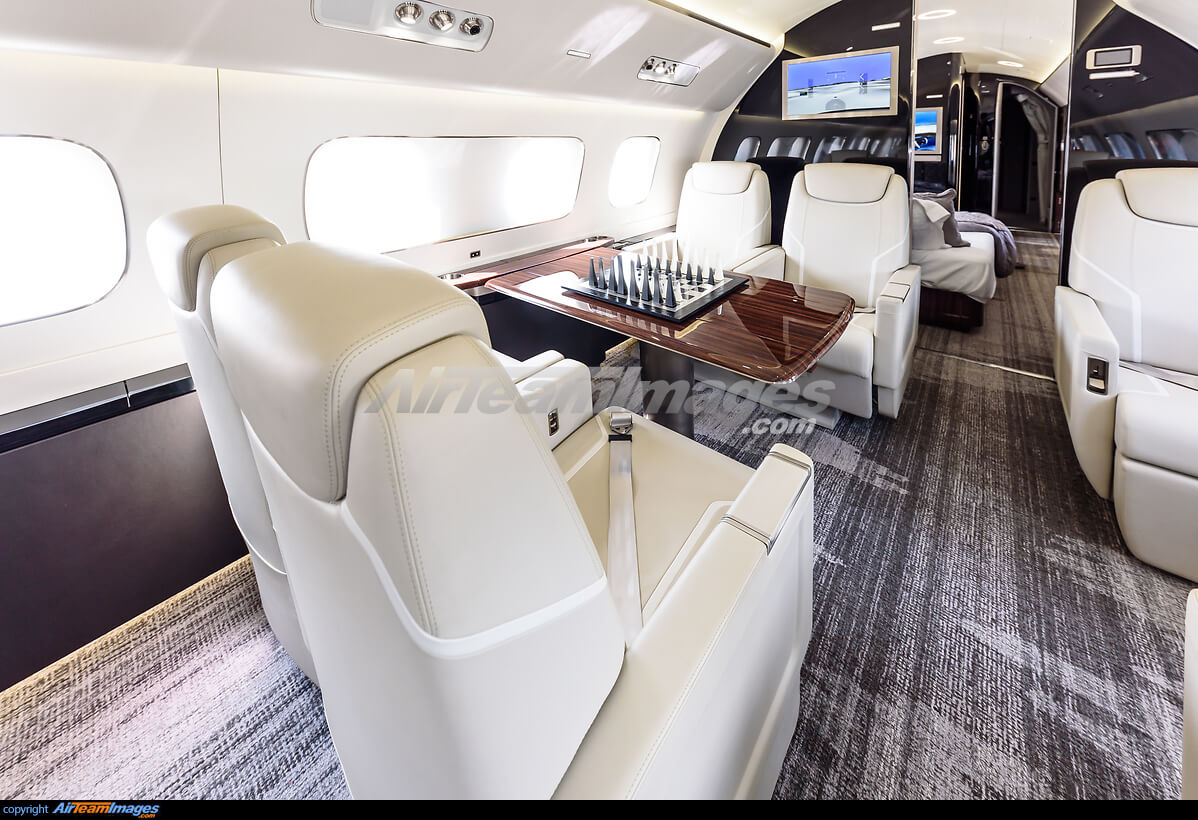 Embraer Lineage 1000 / 1000E | Private Jet Aircraft Guide | Chapman ...
