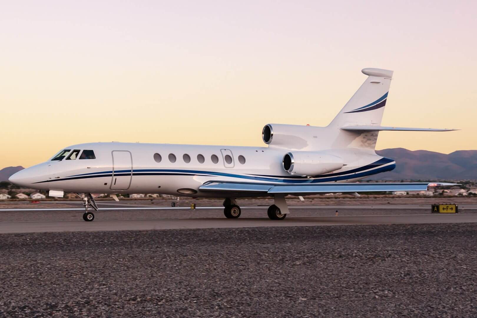 Dassault Falcon 100 | Private Jet Aircraft Guide | Chapman Freeborn ...